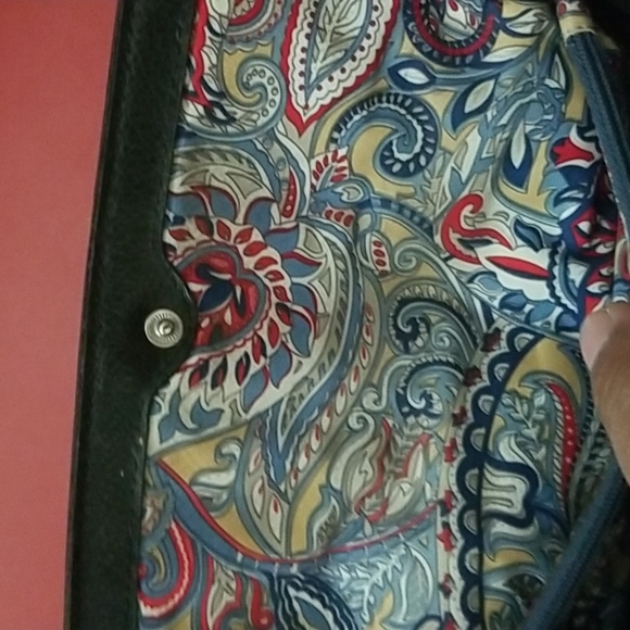 Tignanello | Bags | Tignanello Black Leather Flap Womens Wallet Photo ...